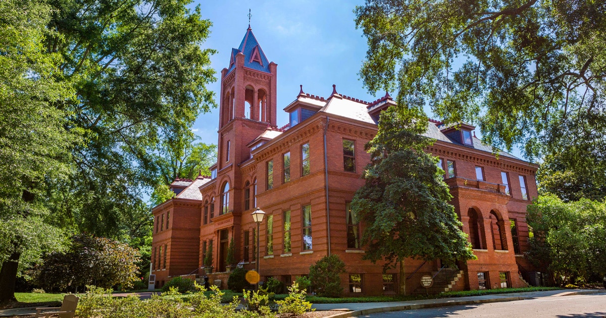 Plan a Picture-Perfect Spring Vacation in Madison, GA - Official ...